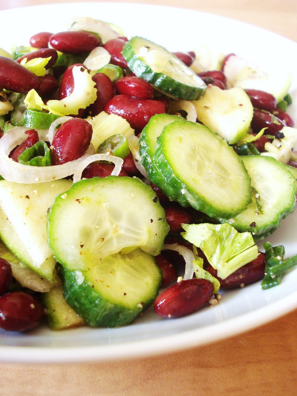 Presque végé: Salade de haricots rouges au cumin