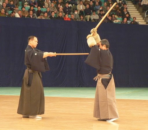 ESTUDO DO SAMURAI: O que é Itto Ryu?