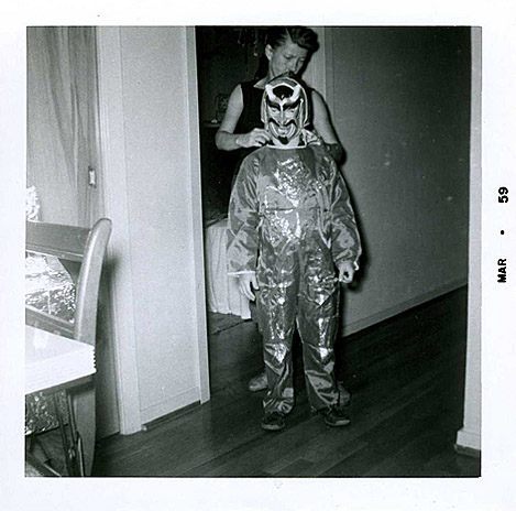 Random Sunday Morning Mask Pic: Devil's Helper | Blood Curdling Blog of ...