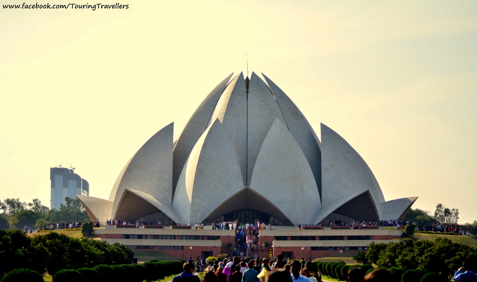 Travelling Tips in India: Lotus Temple - Directions | Timings | History