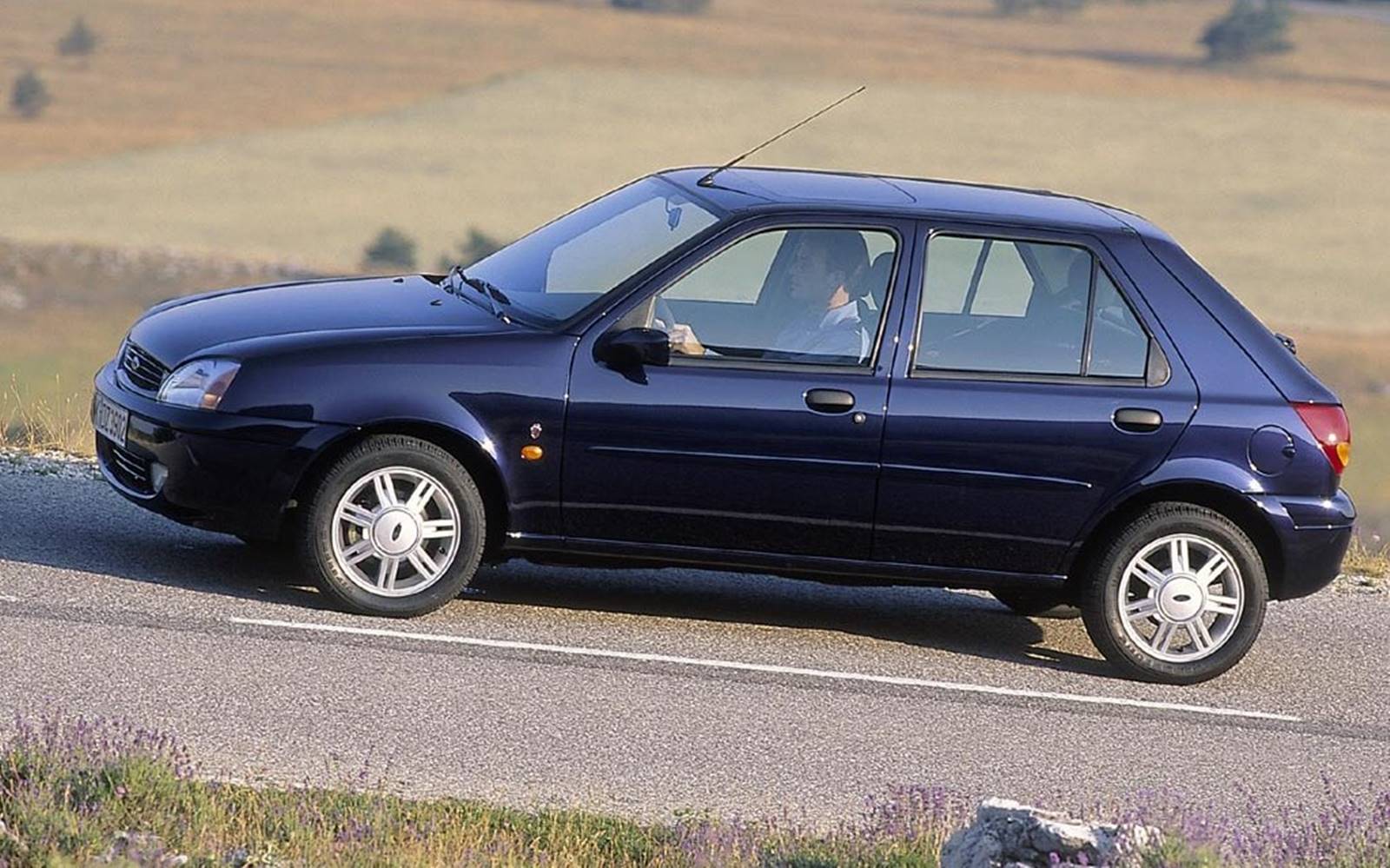 Fiesta CLX 1.3 1997: fotos, consumo e desempenho