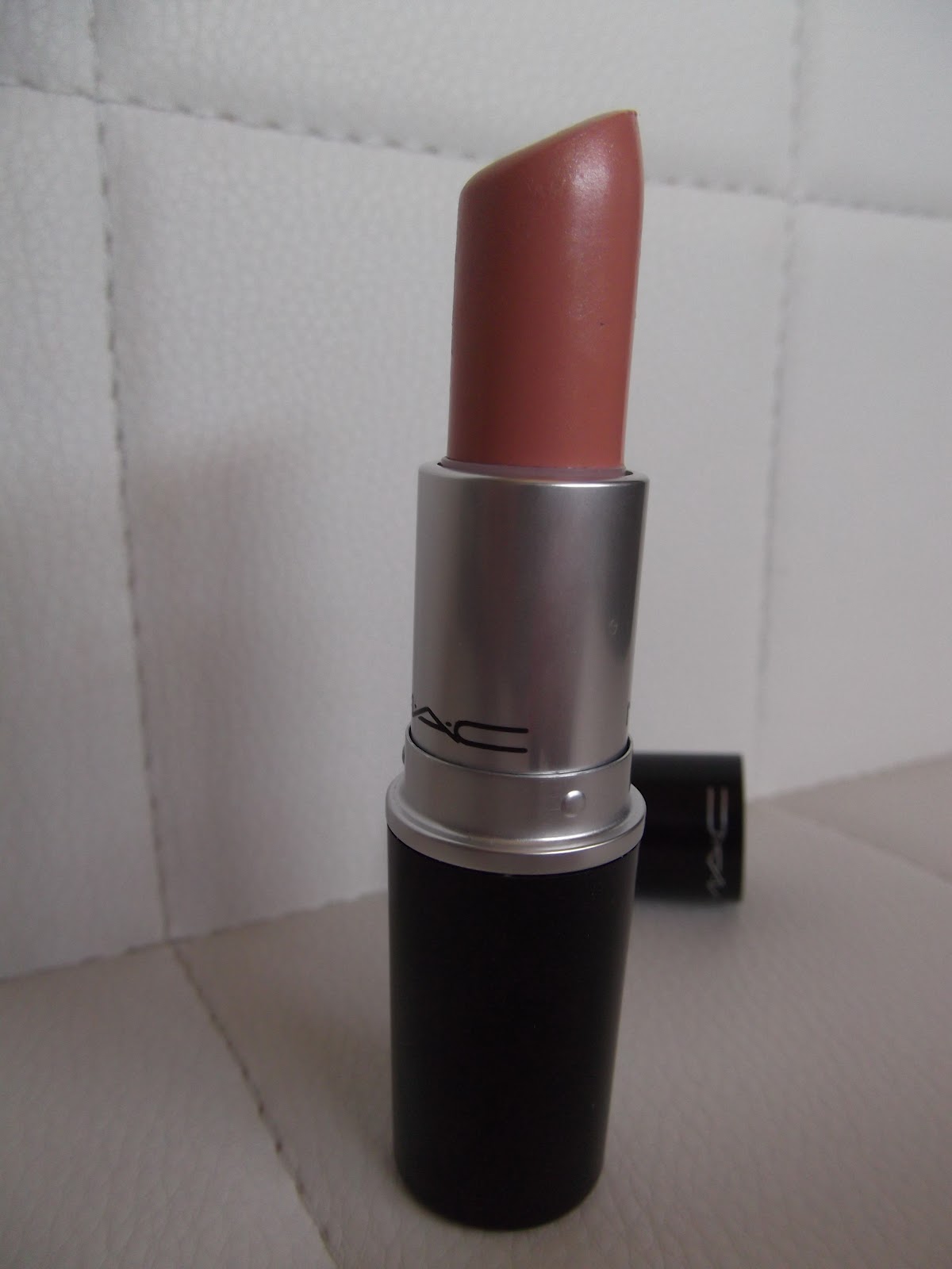 Pin Up 77 Makeup: Mi mini colección de labiales de M.A.C