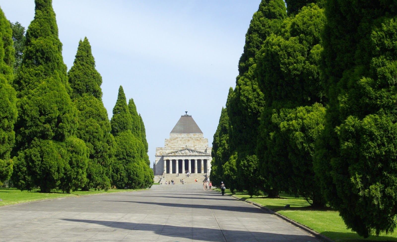 Abroad in Oz: Tram Shablam