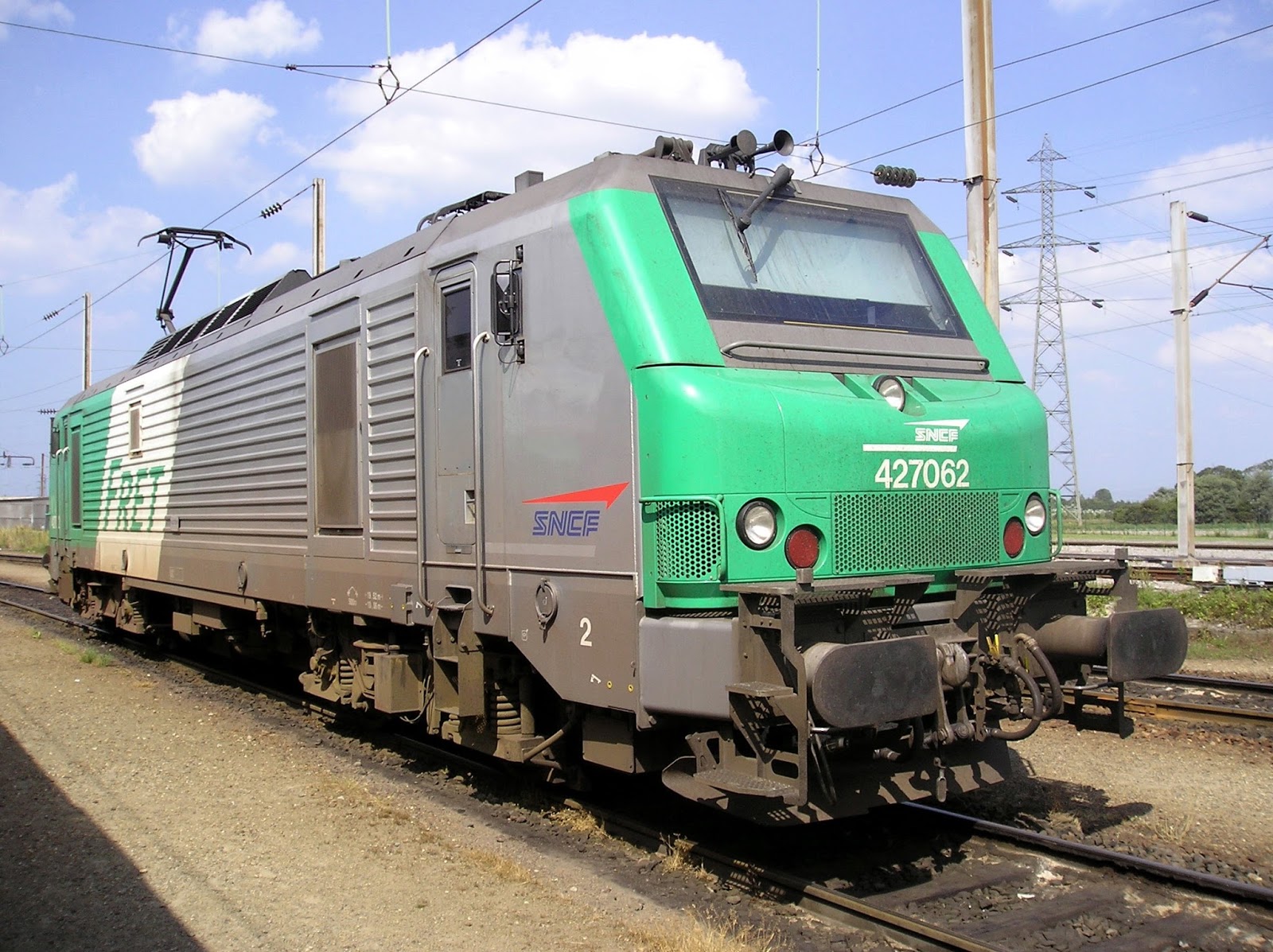 la-passion-du-train-bb-27000-de-toutes-les-couleurs