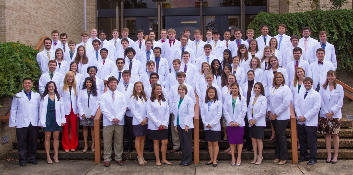 Med School Watercooler: First-Year Med Students Receive White Coats