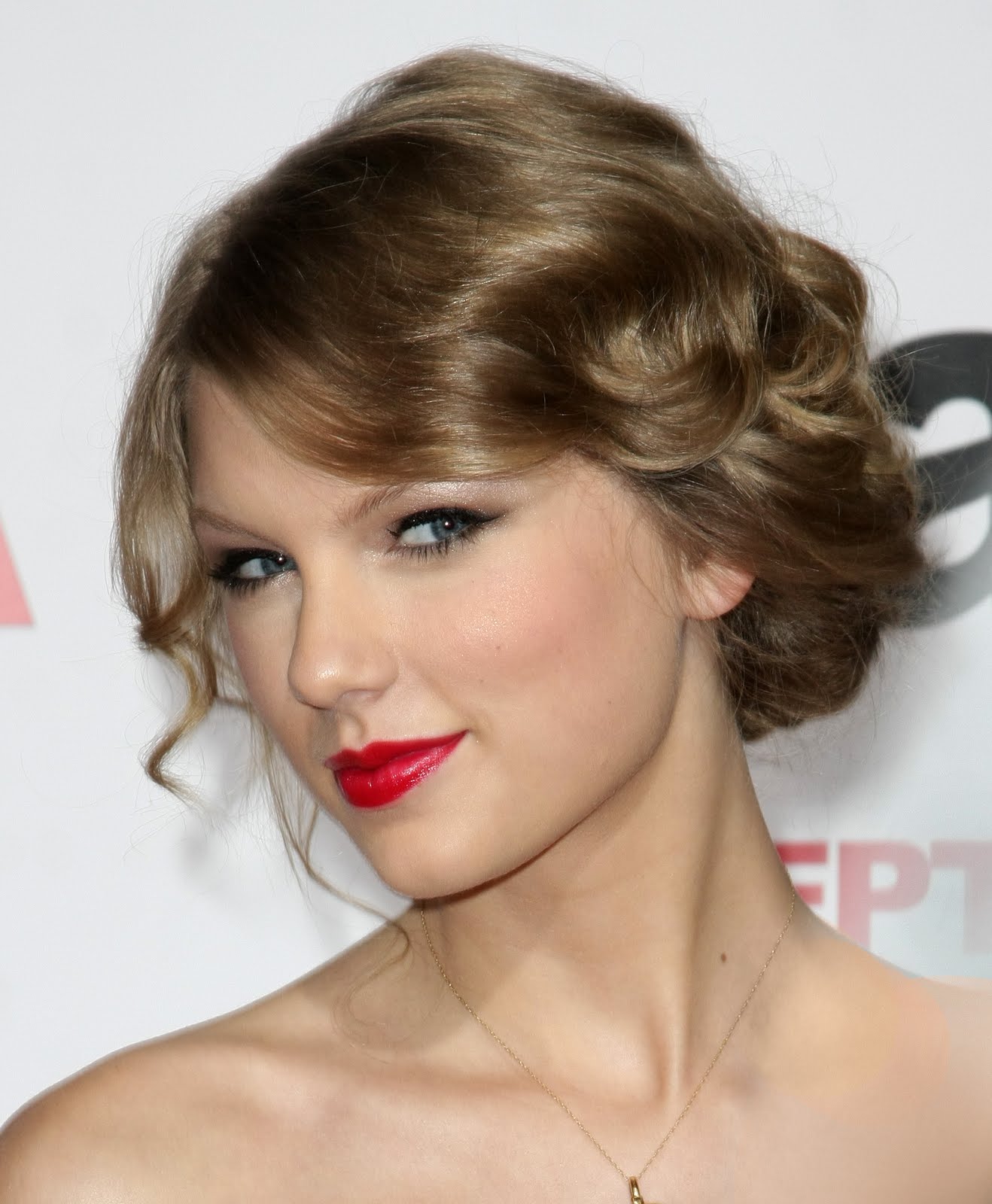 Female Singers: Taylor Swift special pictures (44)