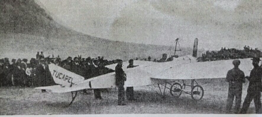 Tocopilla y su Historia: EL PRIMER VUELO
