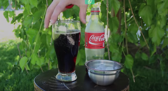 GQ magazine: Cunning 2017: Real Self freezing Coca-Cola / Sprite how ...