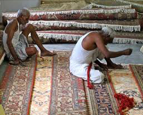 The Story of a Hand-knotted Rug » India Art N Design