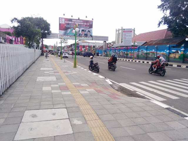 Dinas PUPR Padang: Bangun Trotoar Nyaman dan Ramah Disabilitas - BABARITO Dinas PUPR Padang: Bangun Trotoar Nyaman dan Ramah Disabilitas - BABARITO