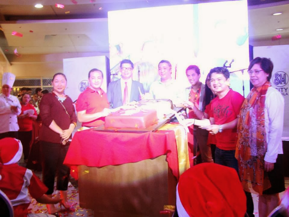 The Sweetest Christmas at SM City Manila