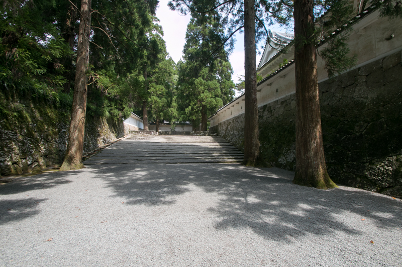 Obi Castle -Castle with sacred atmosphere looks like temple or shrine ...