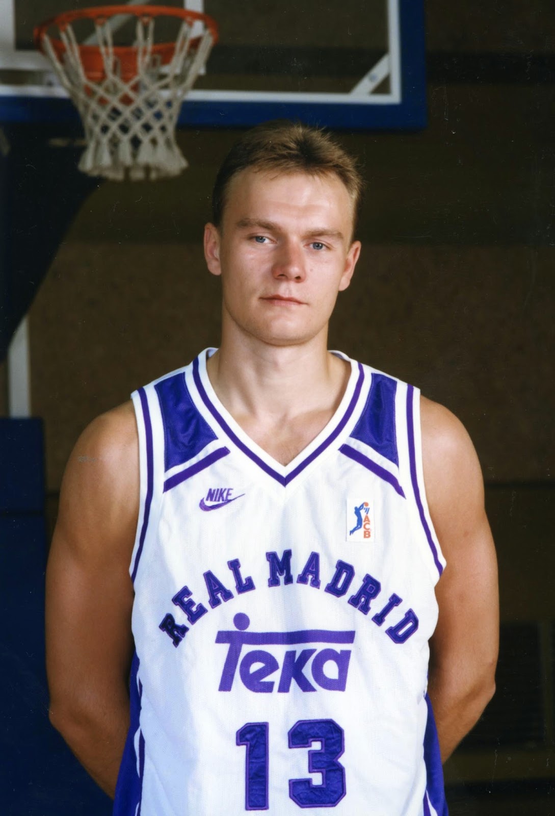 Eterno Campeón: Mikhail Mikhailov: potencia rusa