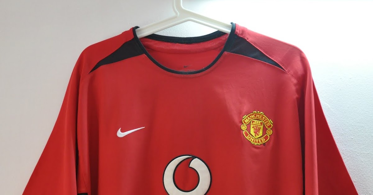 DAUS REDSCARZ: Manchester United 2002-2004 Home kit :: Classic Red