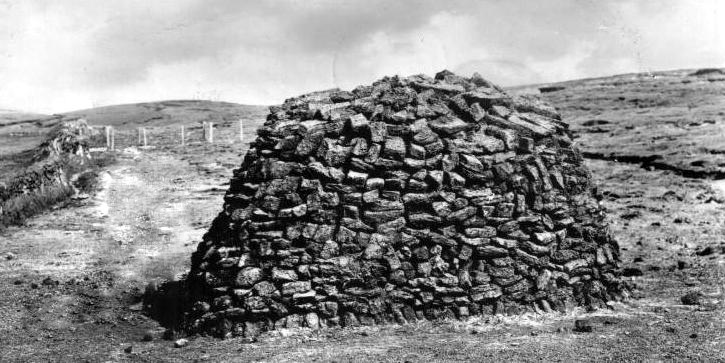 Tour Scotland: Old Photograph Peat Stack Orkney Scotland