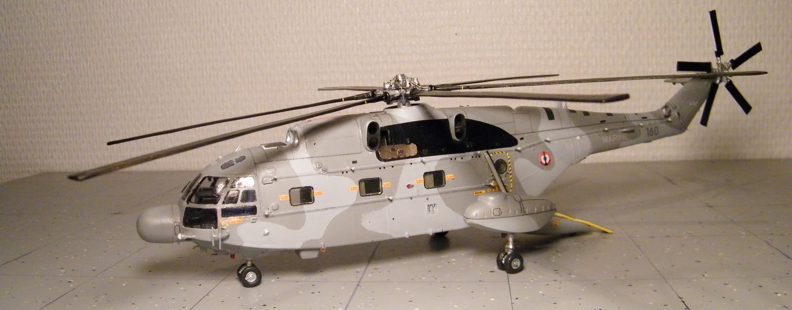 Renax Sharkit 1/72 Resin kits: Super frelon Mach2, au 72 par JP Hugon