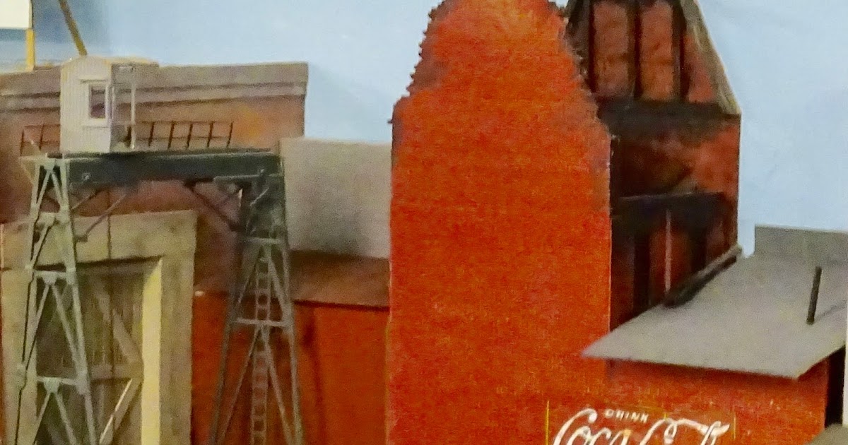 Model Railroad Minutiae: Building under destruction