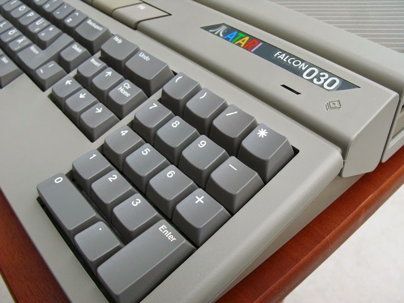 Retro Treasures: The Atari Falcon 030