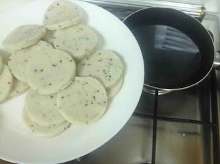 MALABAR FRIED PATHIRI / PORICHA PATHIRI / YENNA PATHIRI - DINNER IDEAS