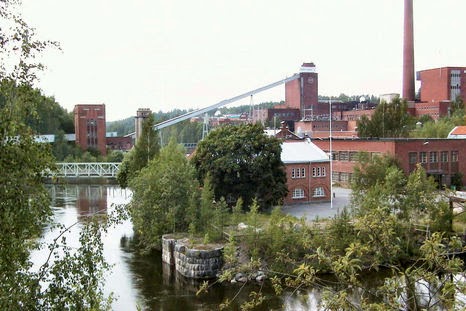 Maarakennus koneita.: Nokia City