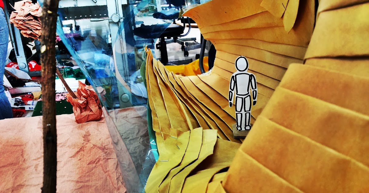 COLOR CURVE SPACE: SELF SPACE, GAMES INVENTOR