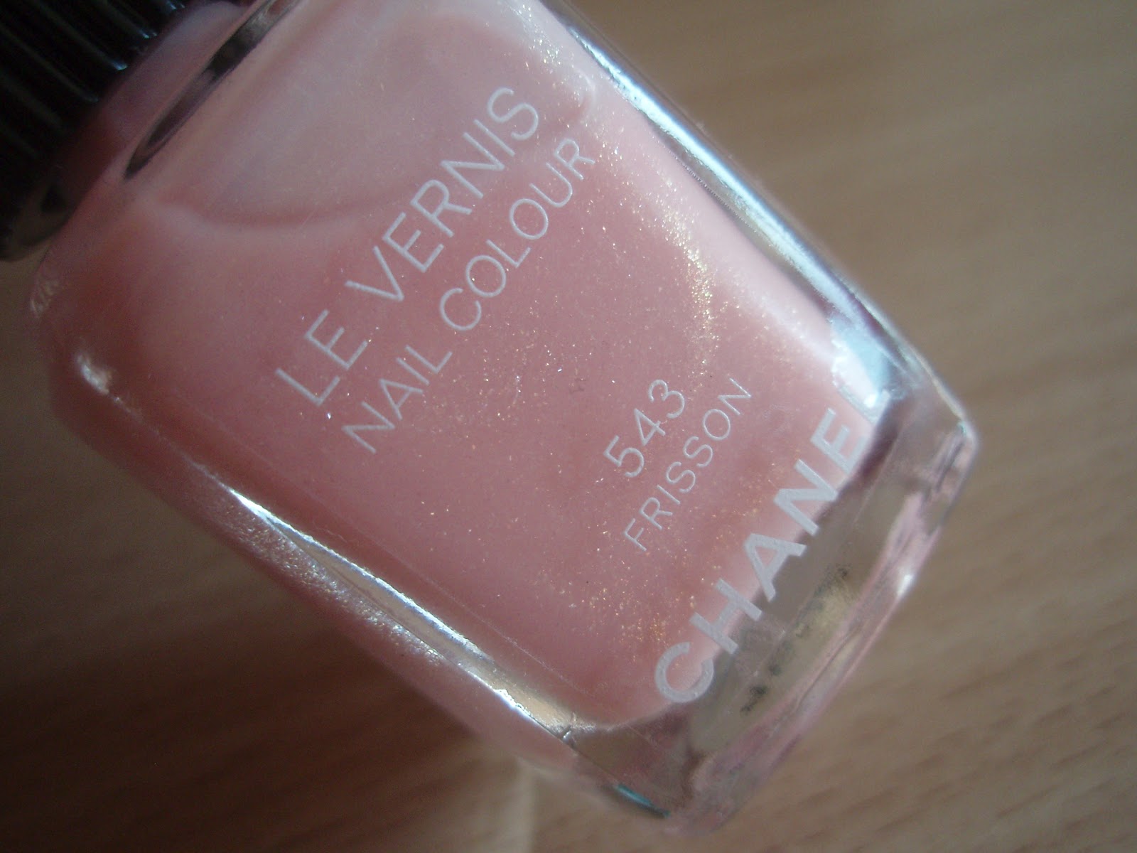 Beauty, health & lifestyle: Нежнее нежного- Chanel le vernis 543 Frisson