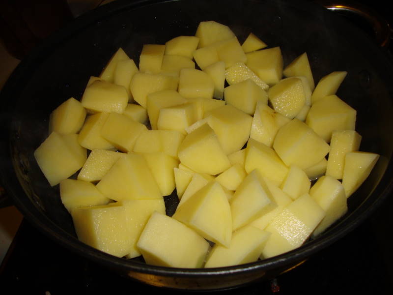 Cartofi aburiti, inabusiti sau taranesti