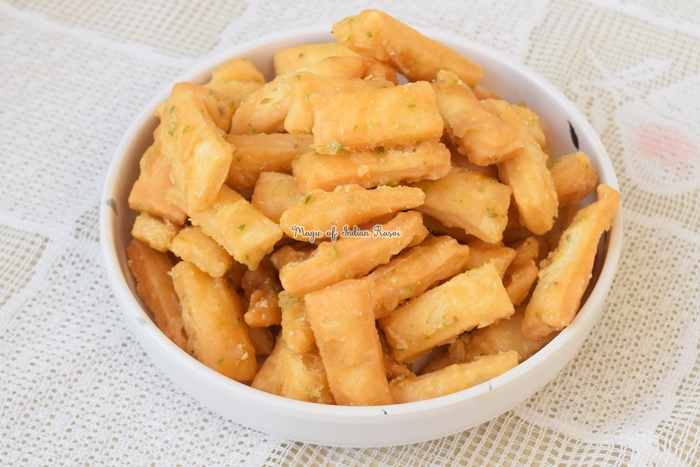 Gud ke Pare - Gud Para / Tosha Recipe | Magic of Indian Rasoi