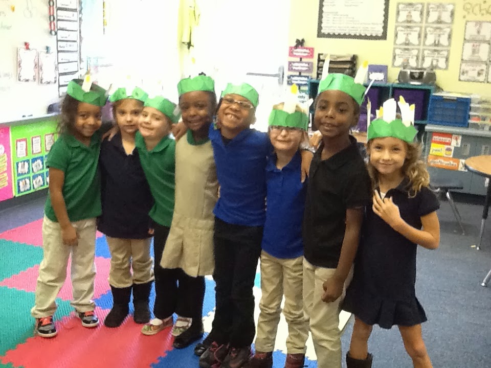 Mrs. Payton's Precious Kindergarteners: Christmas Around the World - St ...