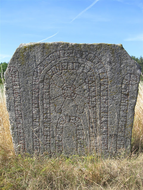 Morsels and Musings: cider & rune stones