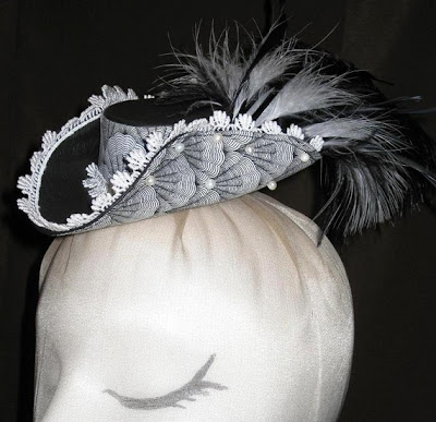 Tiny Hats Weekly: June 2011