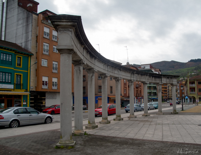 J.L.Gorria: El Entrego (Asturias)