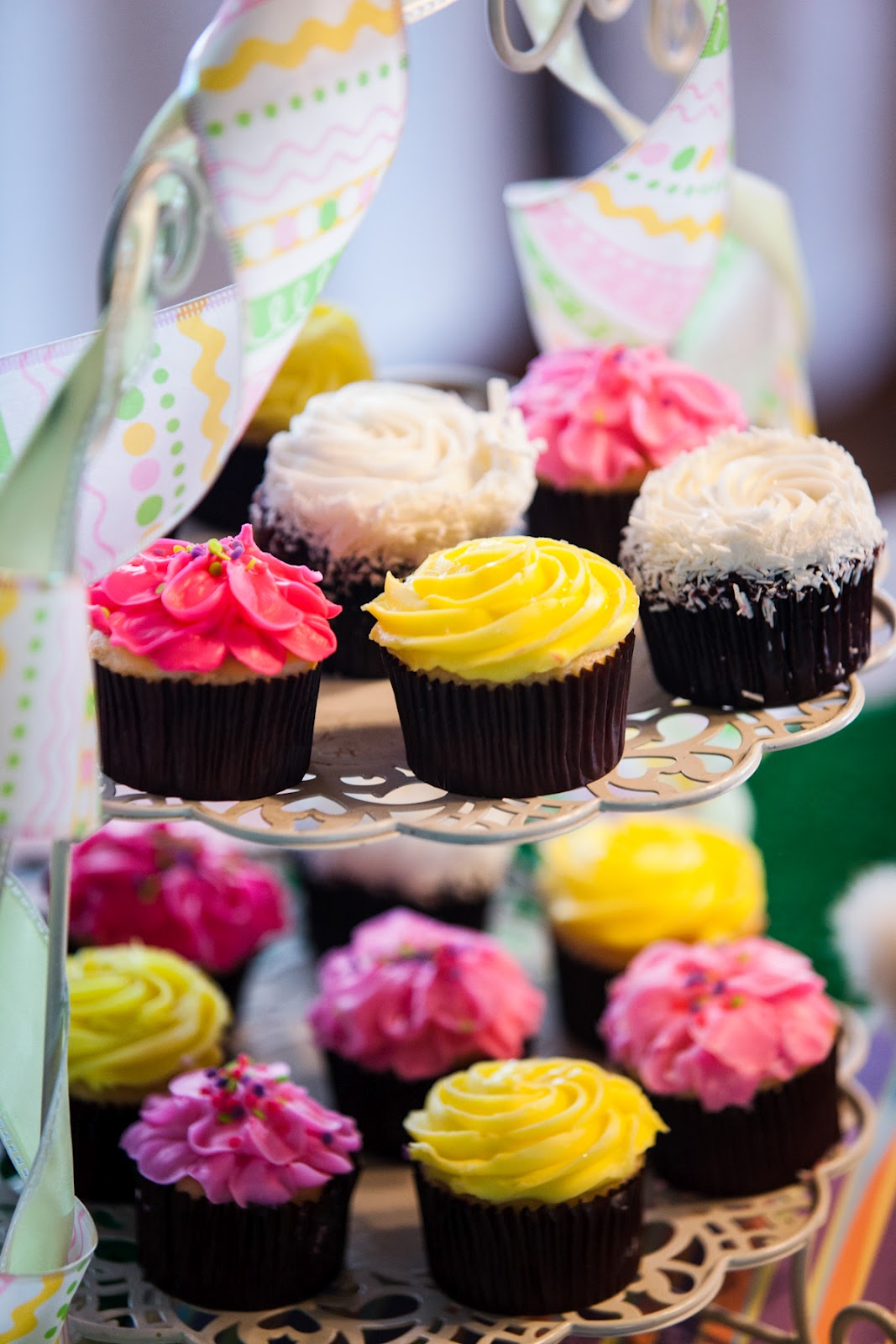 Lola Pearl Bake Shoppe: Easter = Bring on the Spring flavors!