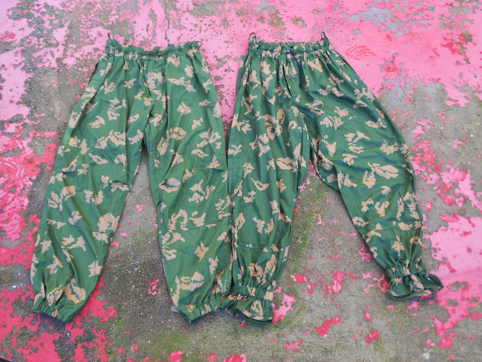 VOSTOK BASE: SSO SUMRAK - old cut vs. new cut