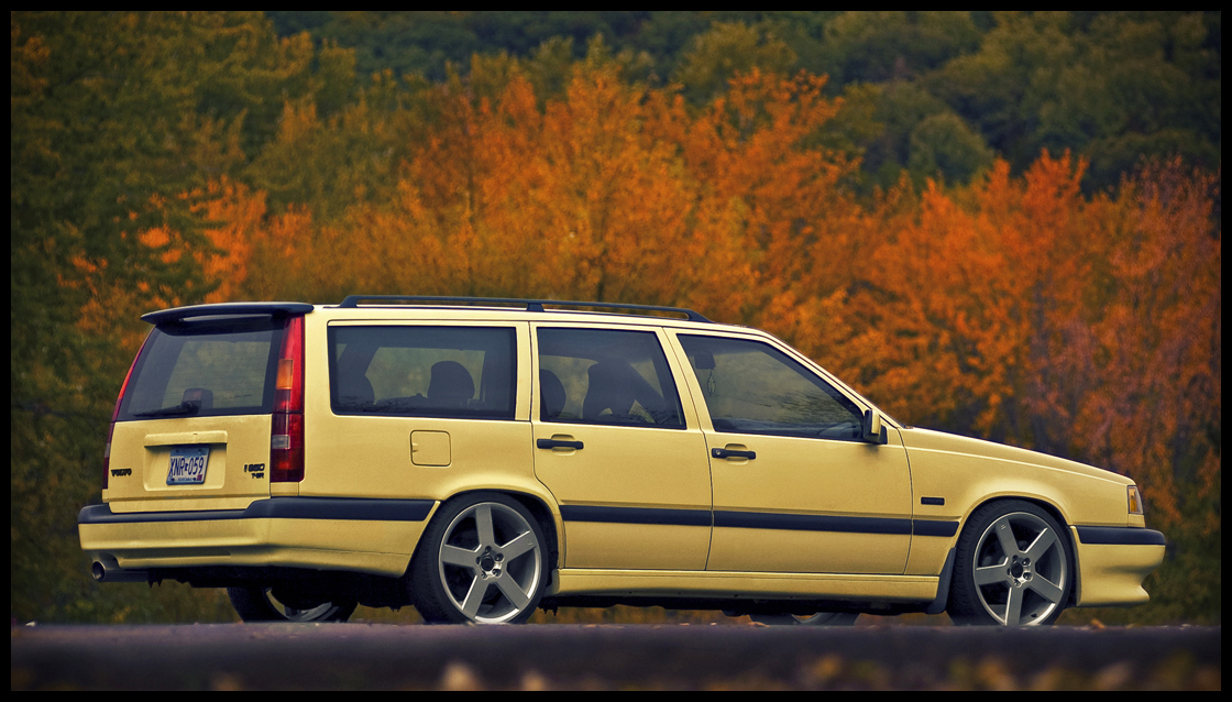 The French Autodrome: Photos : Volvo "posées" / Stanced Volvo