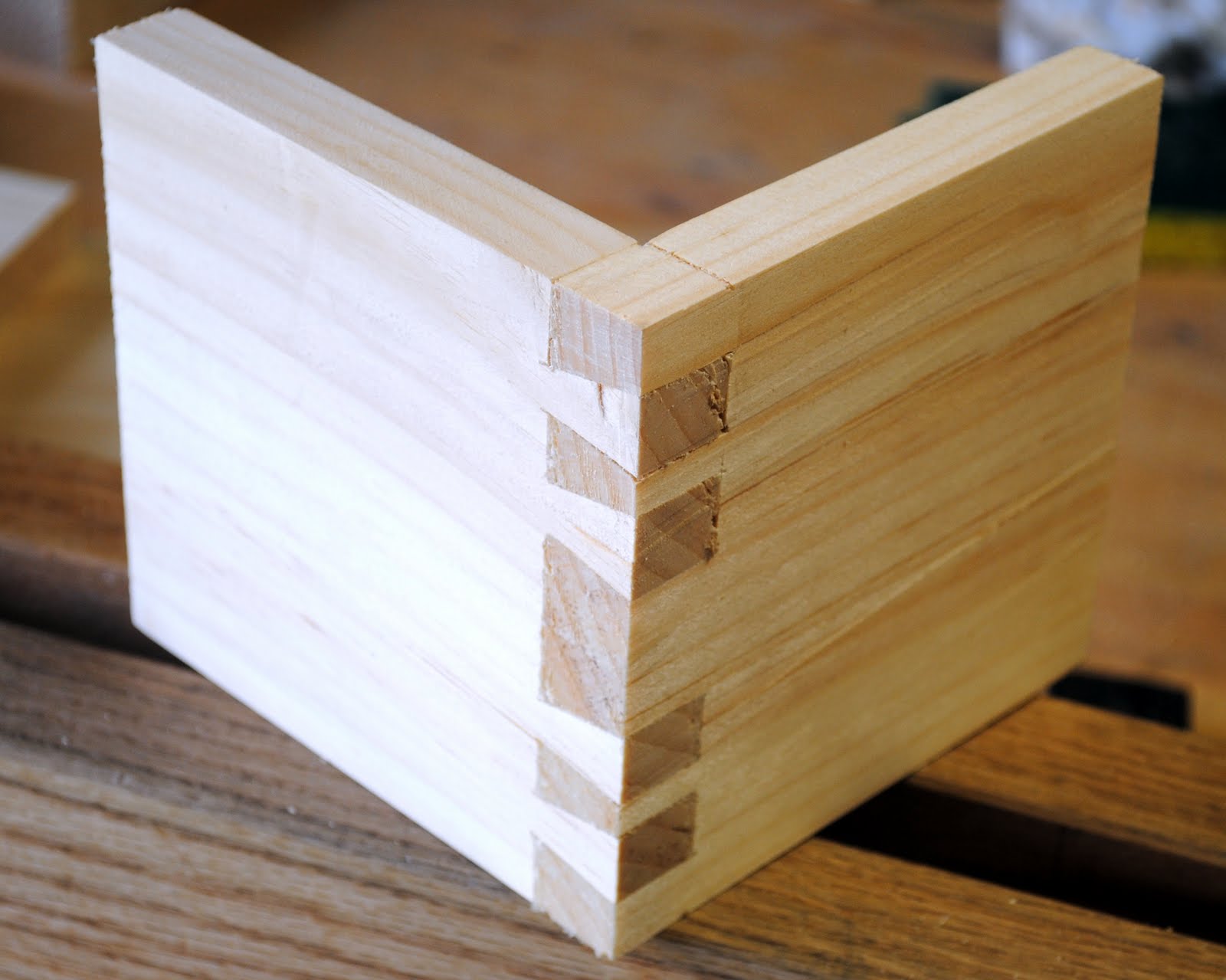 Dovetail Layout Part 1: Working The Angles.