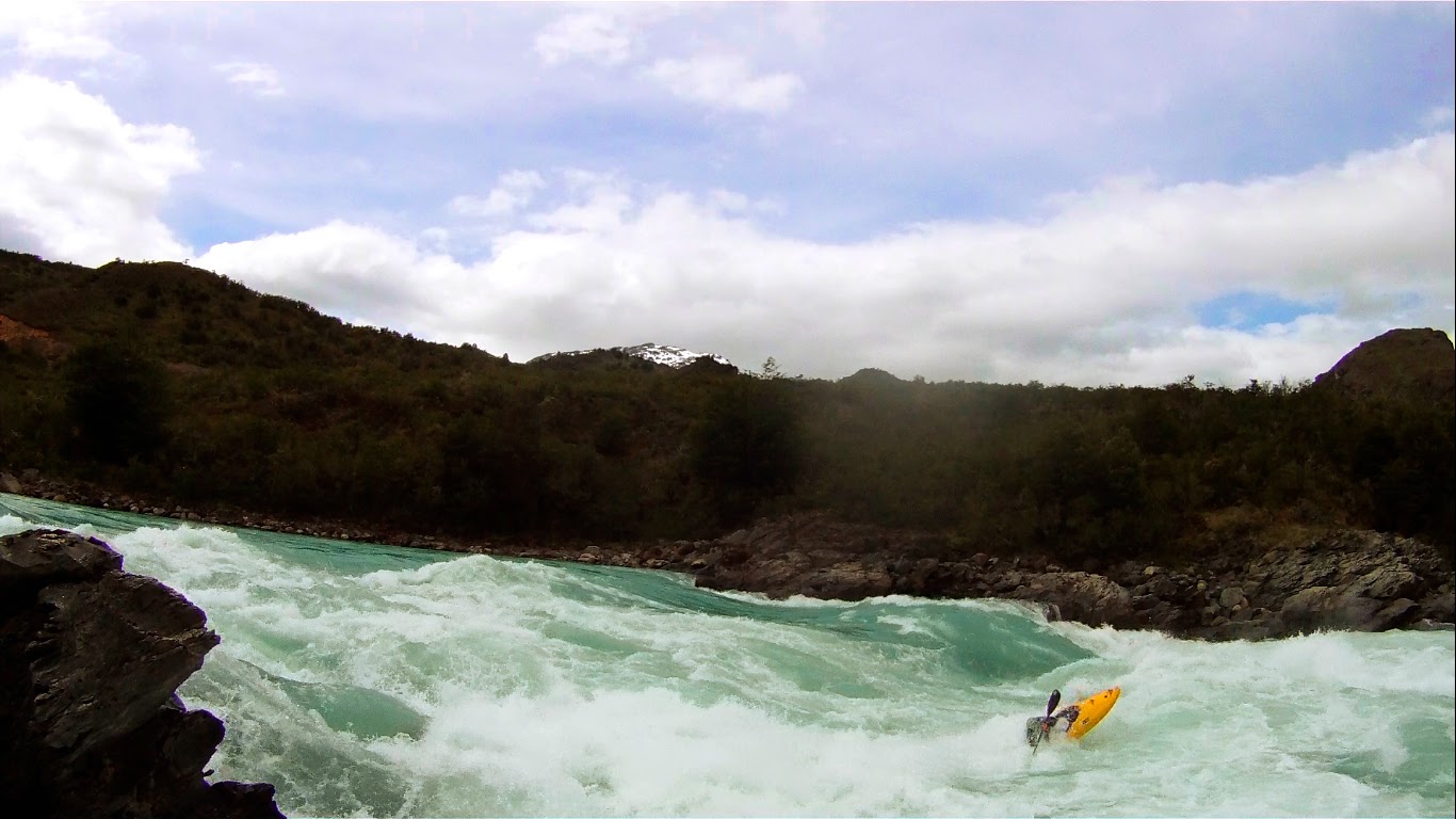 Mino-kayak: Río Baker. Un sueño hecho realidad.