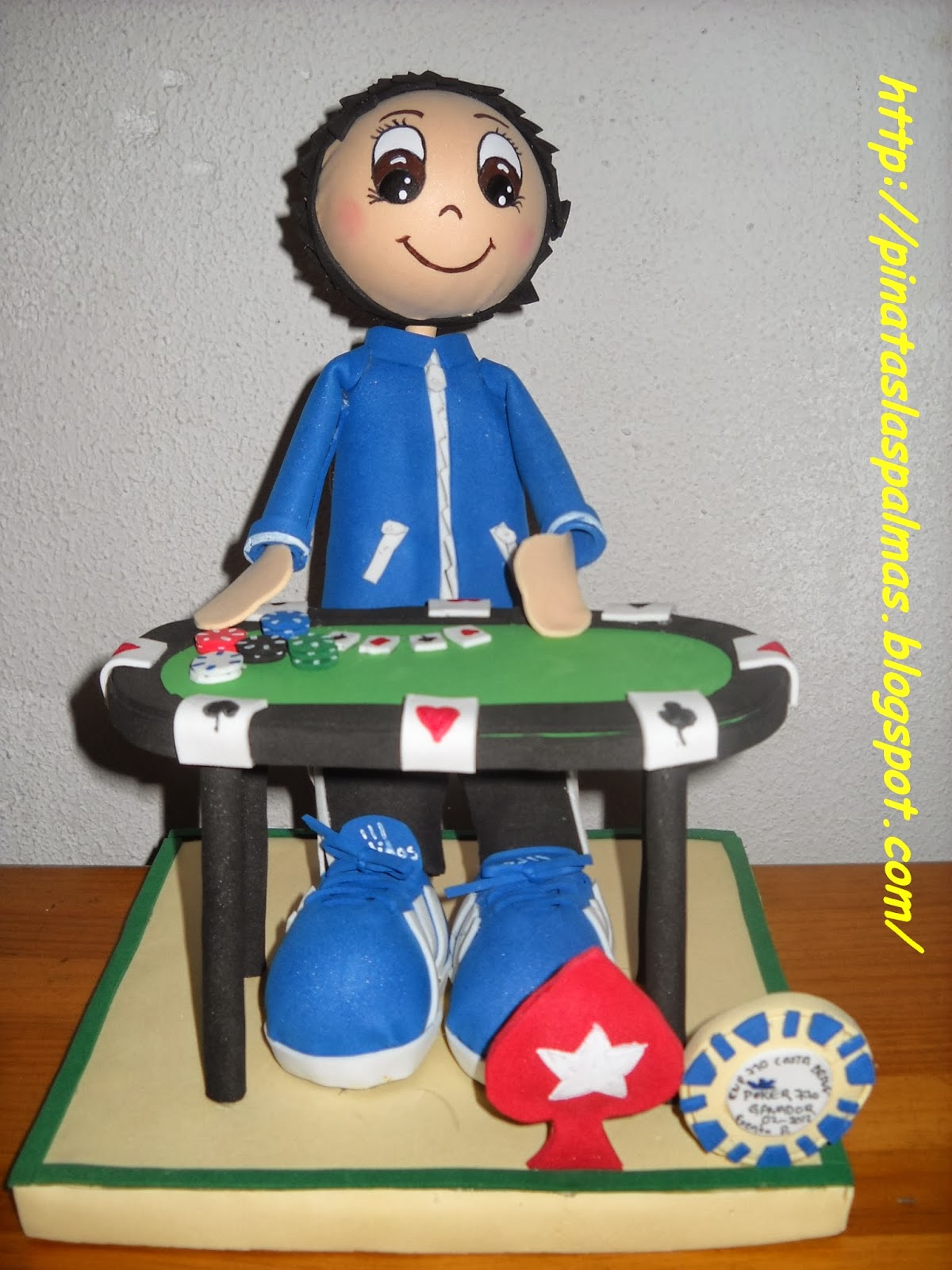 Piñatas Las Palmas: Jugador de Poker