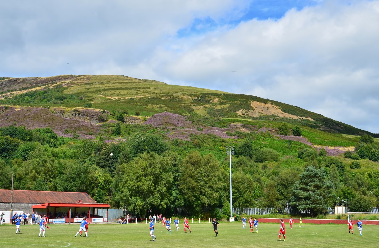 Extreme Football Tourism: WALES: Ton Pentre AFC