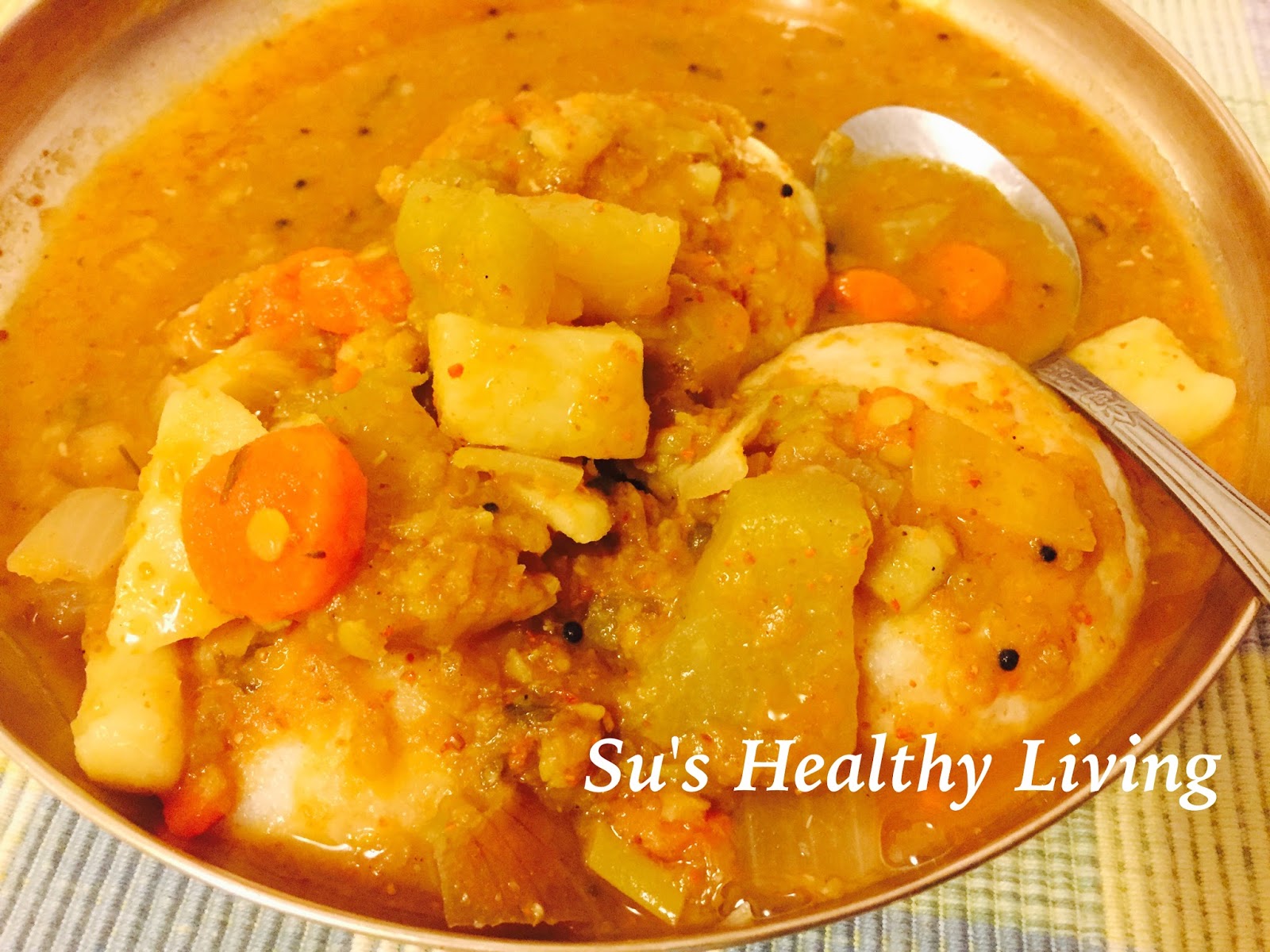 Mallige Idli ( Steamed Rice Together With Lentil Cakes); Meatless Monday