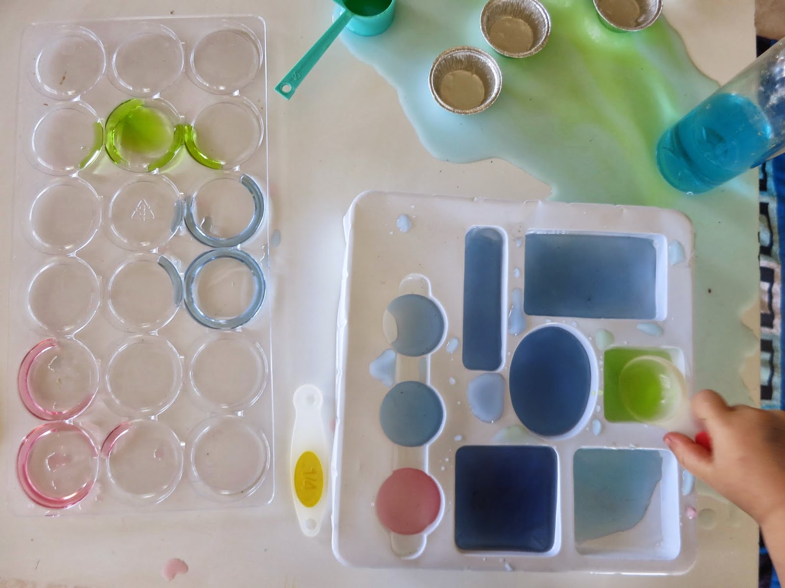 Learn with Play at Home: Invitation to Play and Learn with Coloured ...