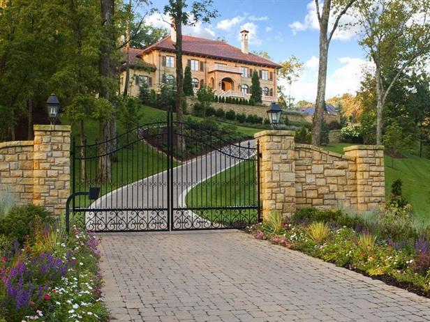 The SOLD Sisters: Celebrity Home Series: Alan Jackson's Franklin ...