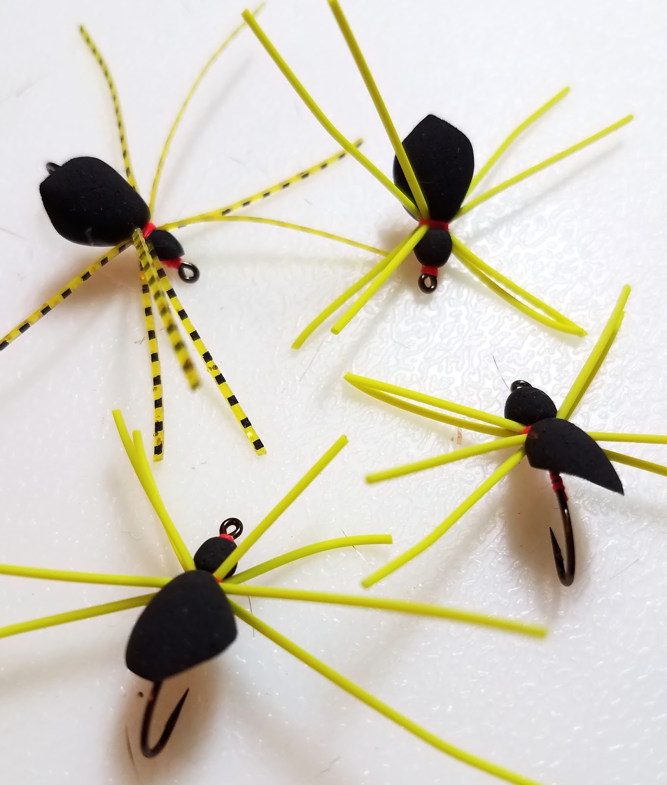 The Riffle: The Joy of Fly Tying: Rubber Leg Spider