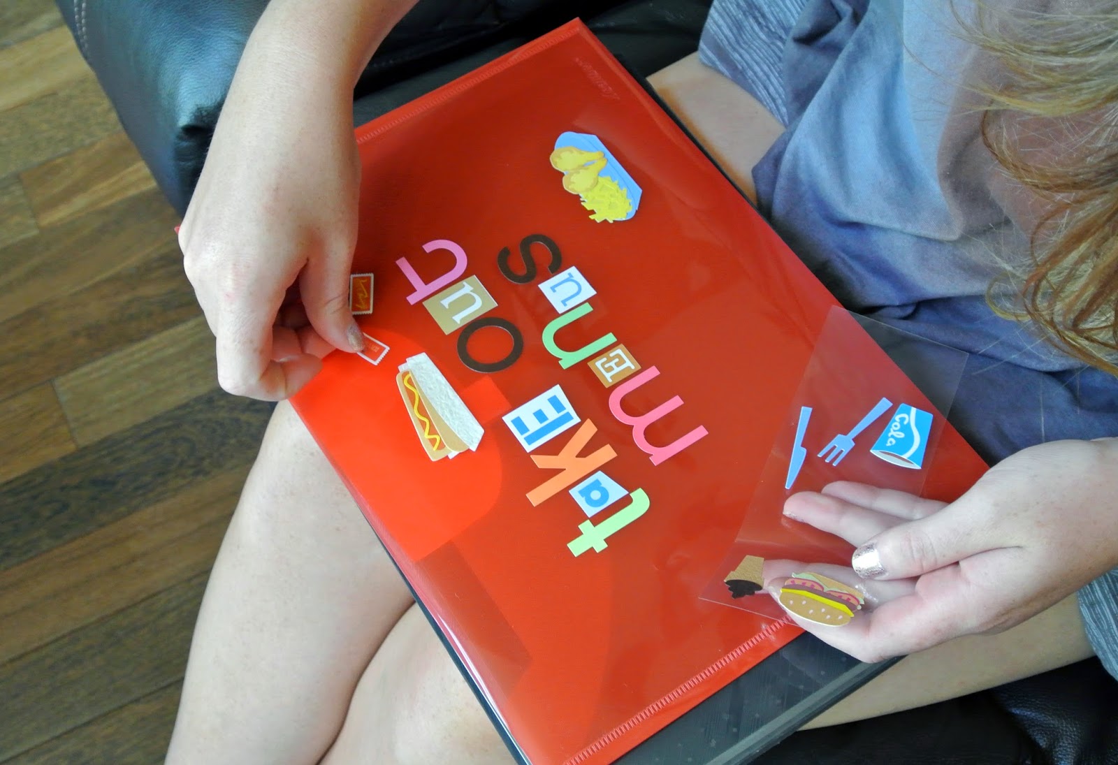 birdie feathers: Take Out Menu Folder DIY