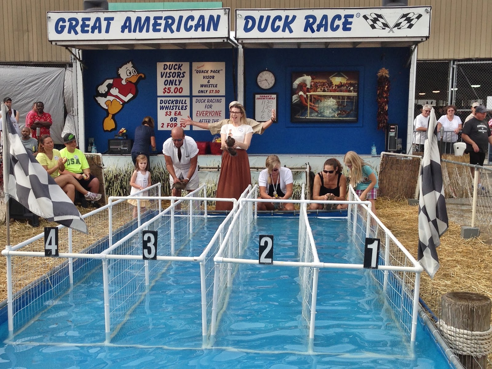 Marlo Junior: Wisconsin State Fair, Part I: Racing Pigs and Ducks