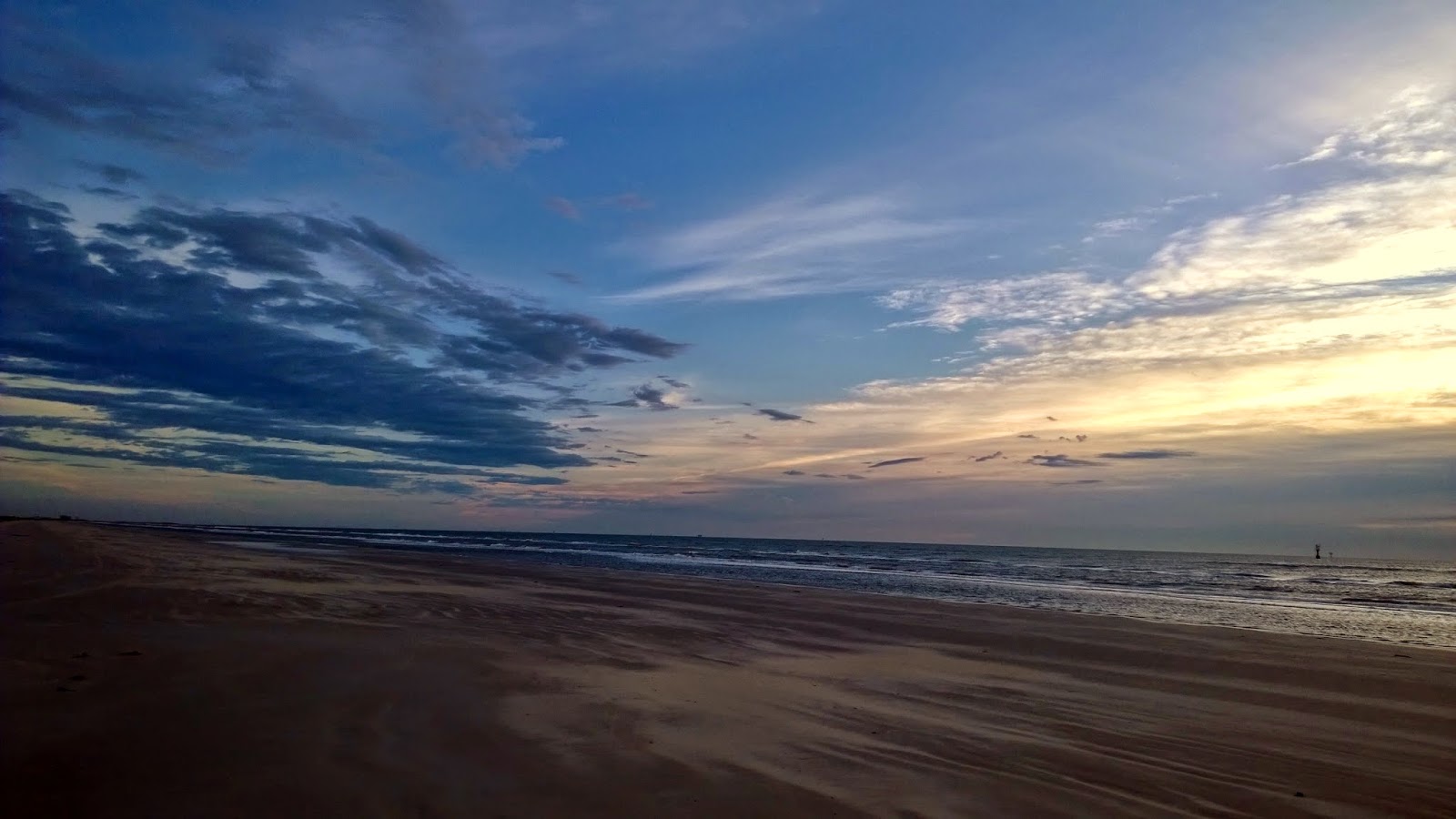 Goza's Wanderings and Wonderings: Mustang Island, Beach and Decisions