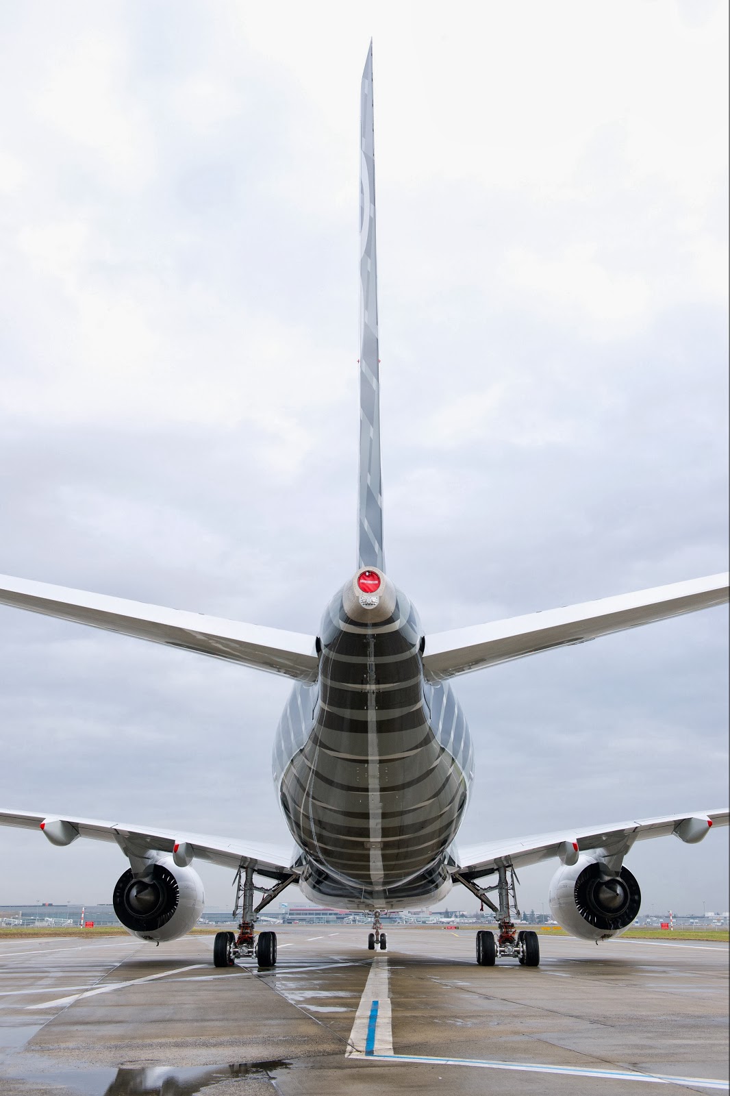 A350 XWB News: 2nd A350 delivery to Qatar on Friday 27/Feb during ...