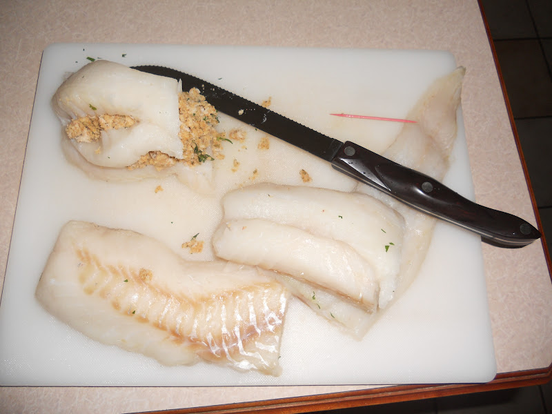 broke, bored, and hungry: Crab-Stuffed Baked Cod