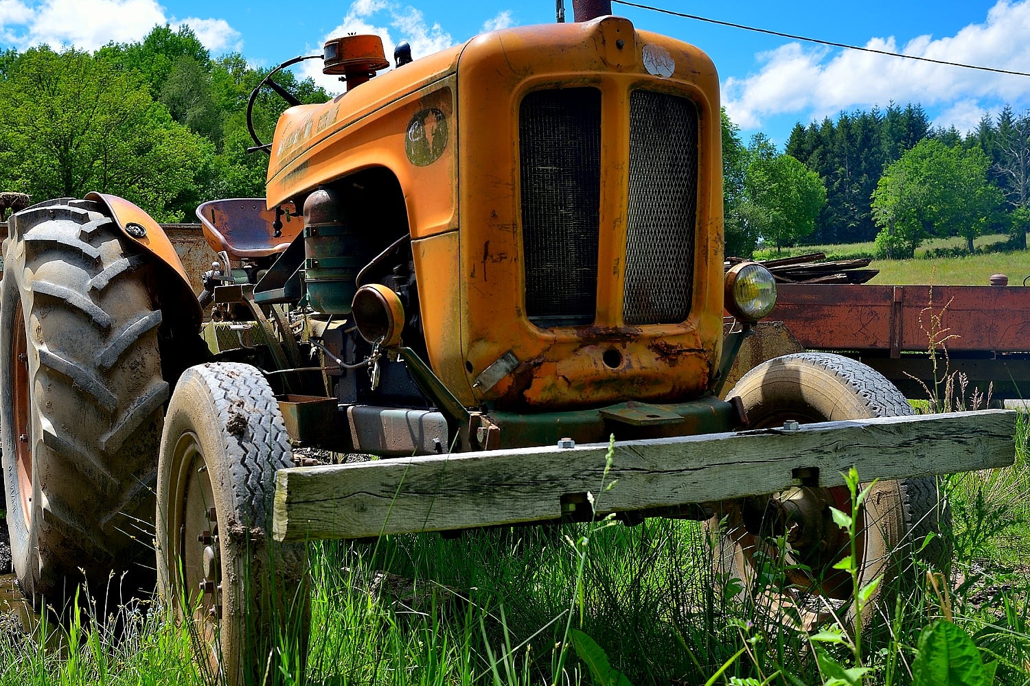 A Born Again Roman: Renault tractors