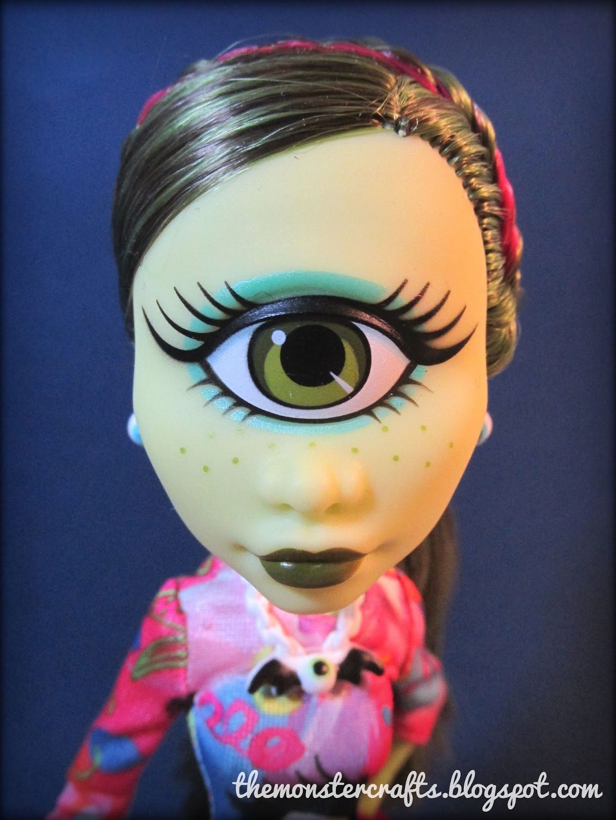 Doll review: Iris Clops I Love Fashion